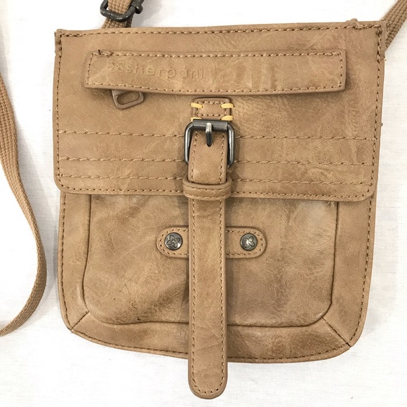 Sherpani | Bags | Sherpani Piper Leather Crossbody Small Purse Bag ...